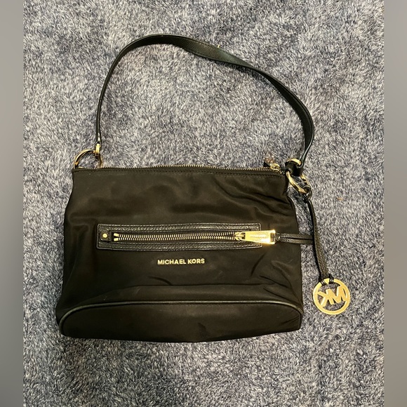 MICHAEL Michael Kors | Bags | Authentic Michael Kors Shoulder Bag ...